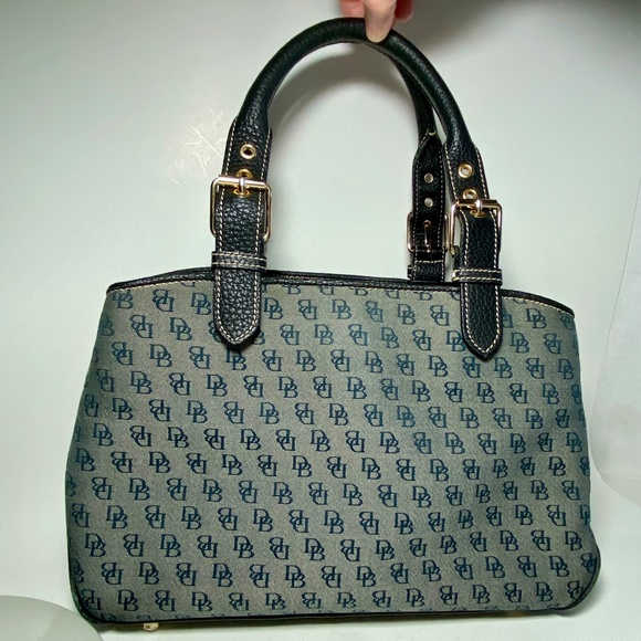 Dooney & Bourke | Bags | Vintage Dooney Bourke Satchel Gray Sig ...